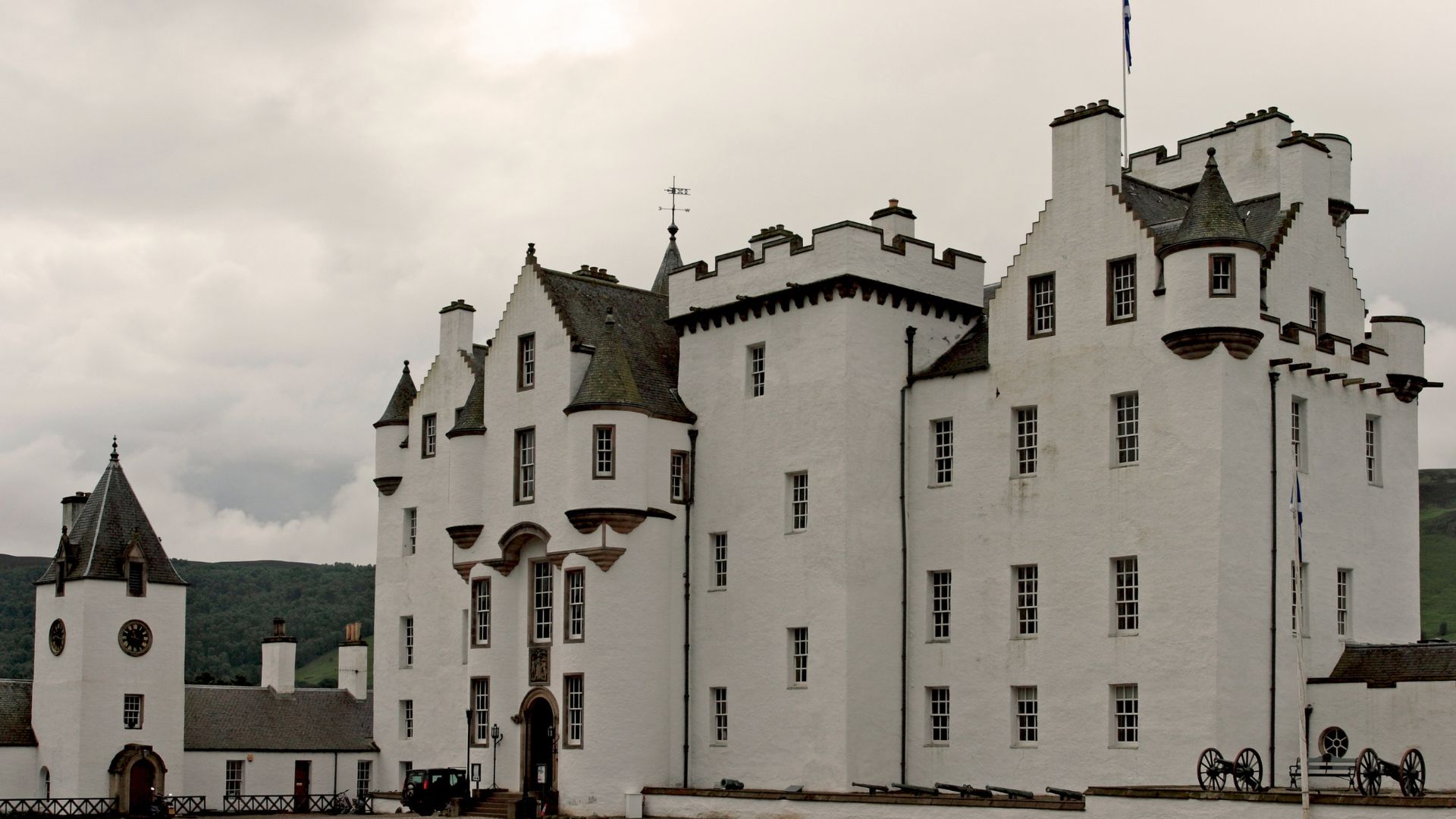 Timeless Scotland: Castles, Lochs & Highland Legends - DreamTripsScotland